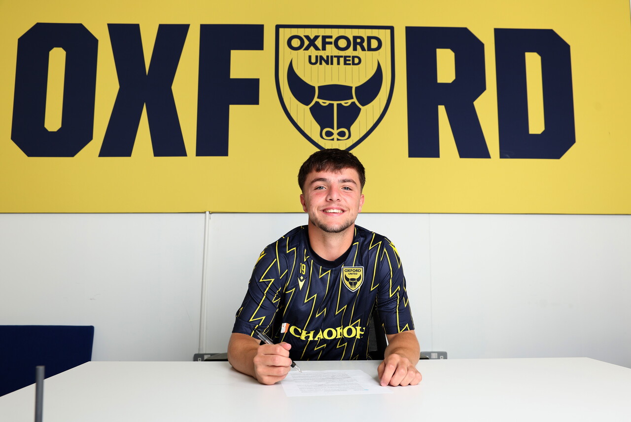 Tyler Goodrham Extends Oxford United Contract | Oxford United Football Club