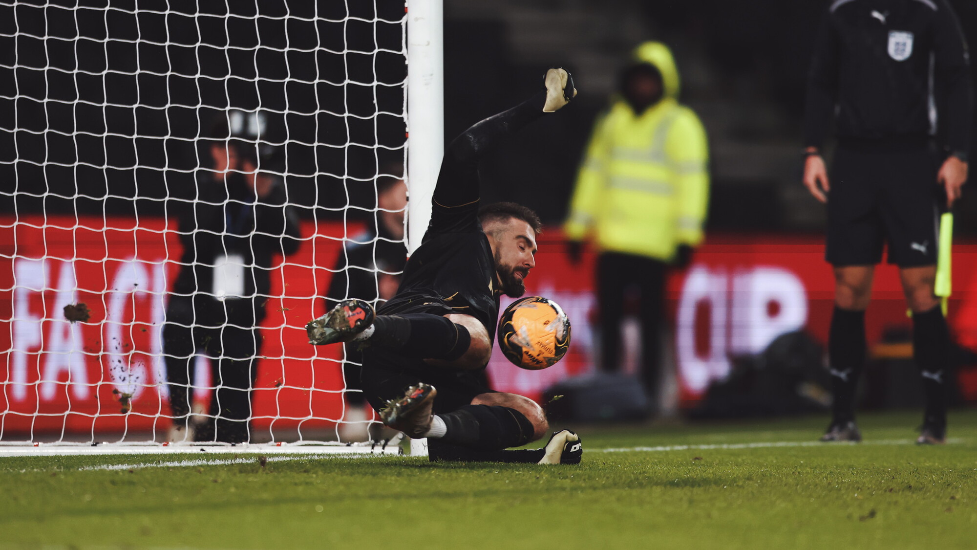 Oxford United Earn Another Point Against QPR | Oxford United Football Club