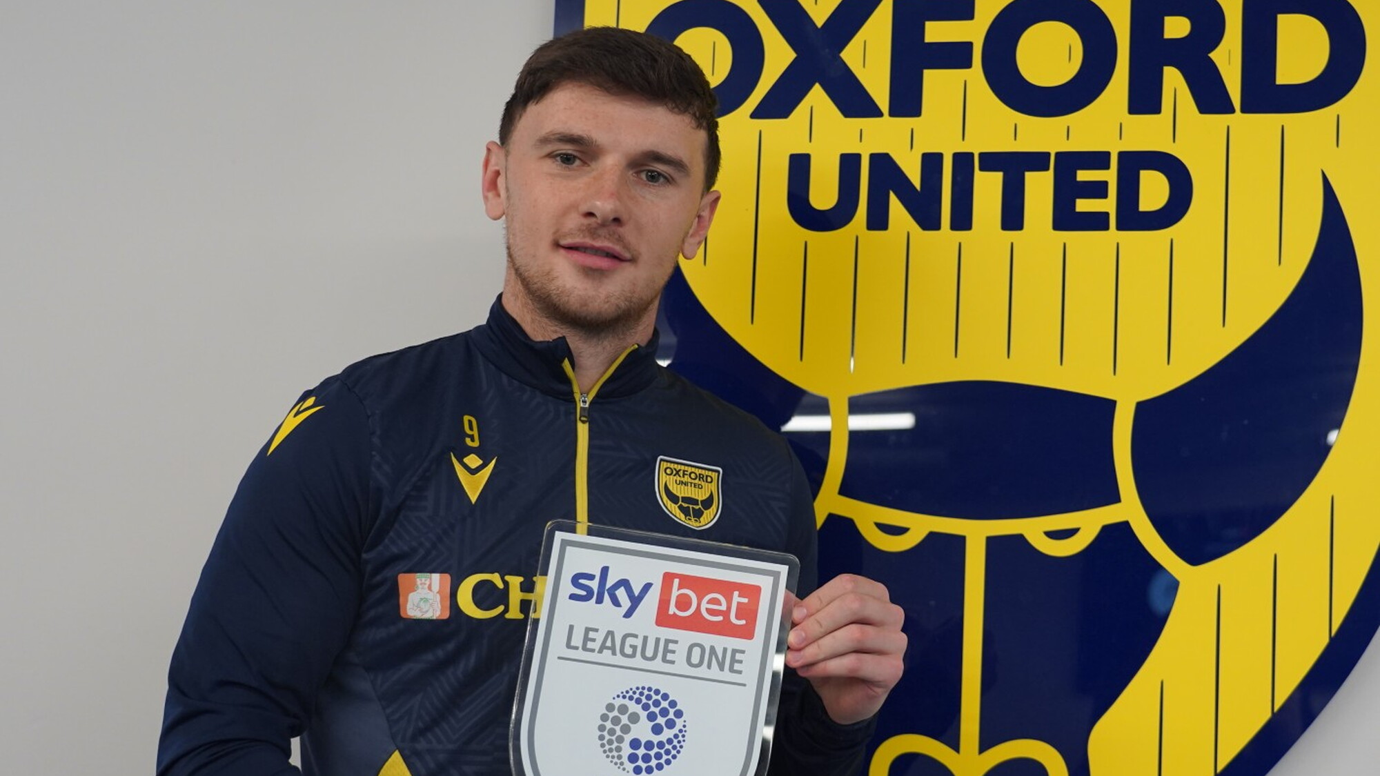 Mark Harris Wins Sky Bet EFL League One Player of the Month | Oxford ...