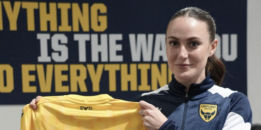 Issy Bryant and Nicole Barrett join Oxford United Women | Oxford United ...